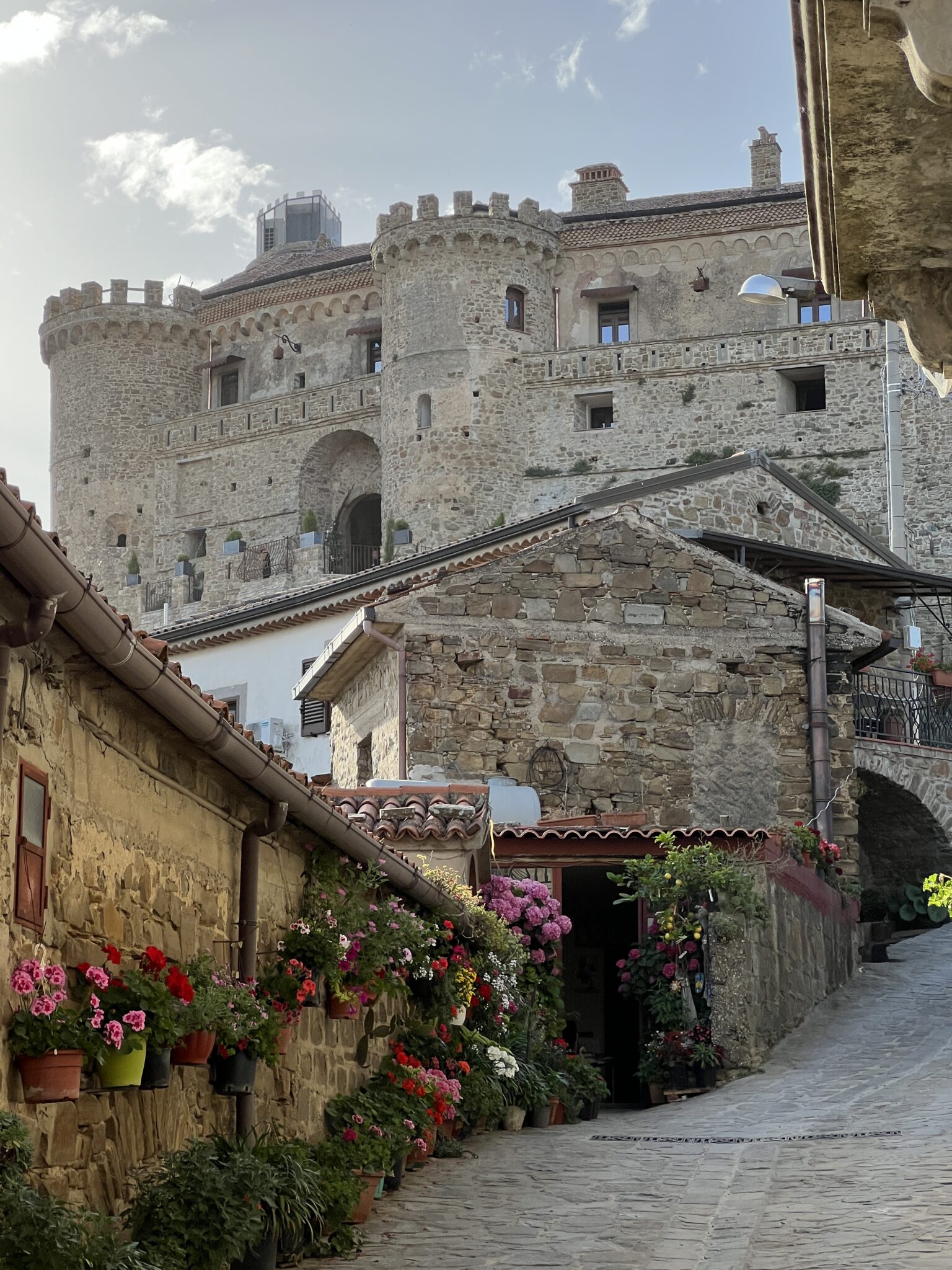 È tutto vero, il Castello di Rocca Cilento si apre al mondo | FOTO ...