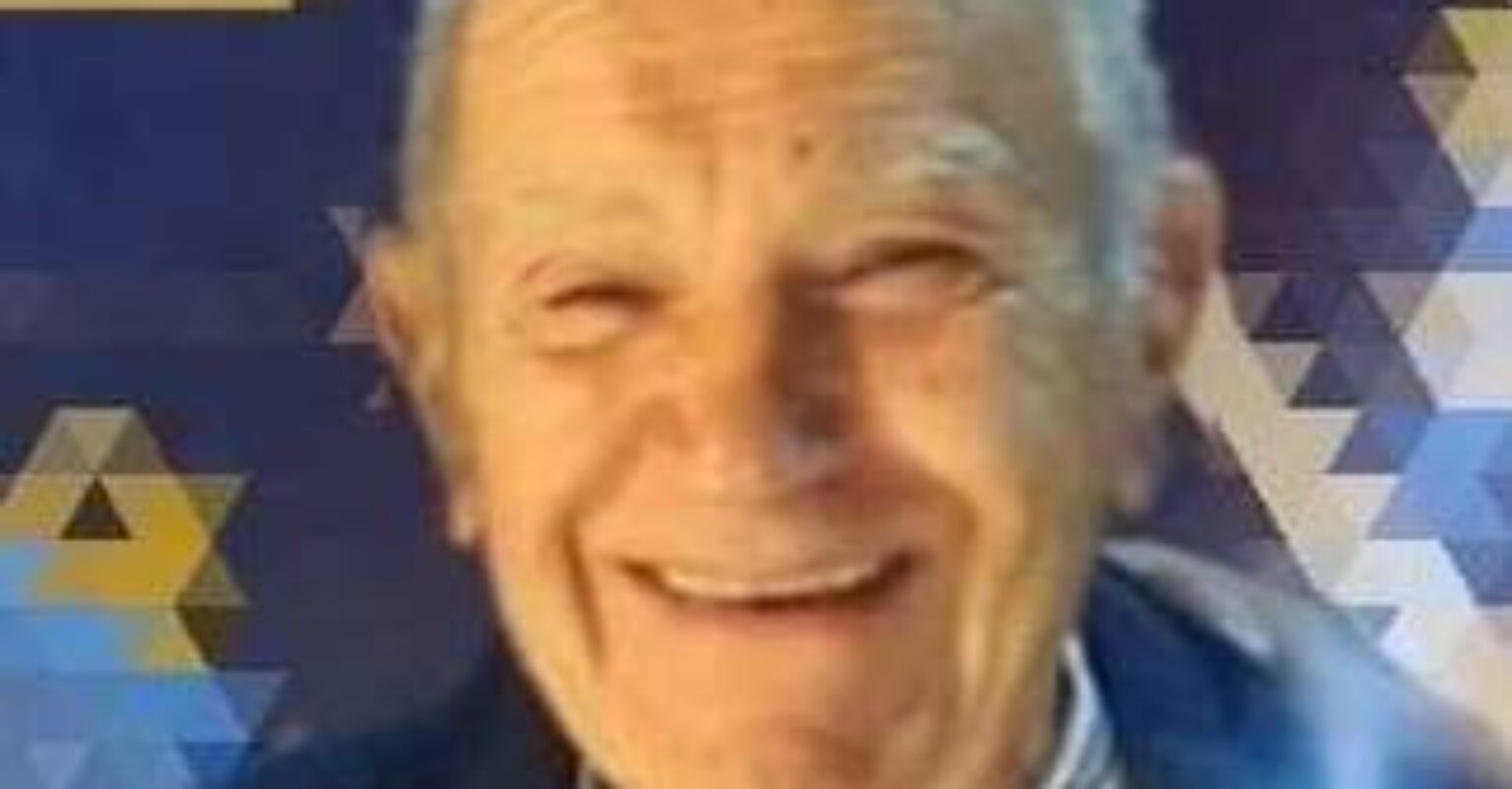 Addio al dottor Giuseppe Cernelli, medico a Palinuro per 50 anni ... Addio al dottor Giuseppe Cernelli, medico a Palinuro per 50 anni ...