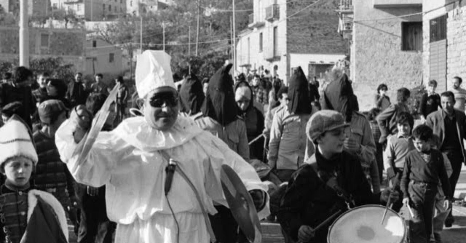 Carnevale tradizionale Aquarese: un viaggio nella cultura contadina e ...
