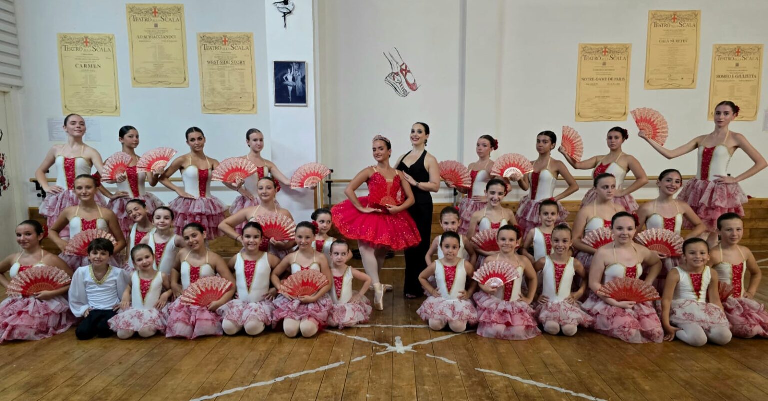 Sapri, la Kitri Ballet porta in scena ‘Notre Dame de Paris’ | Giornale ...