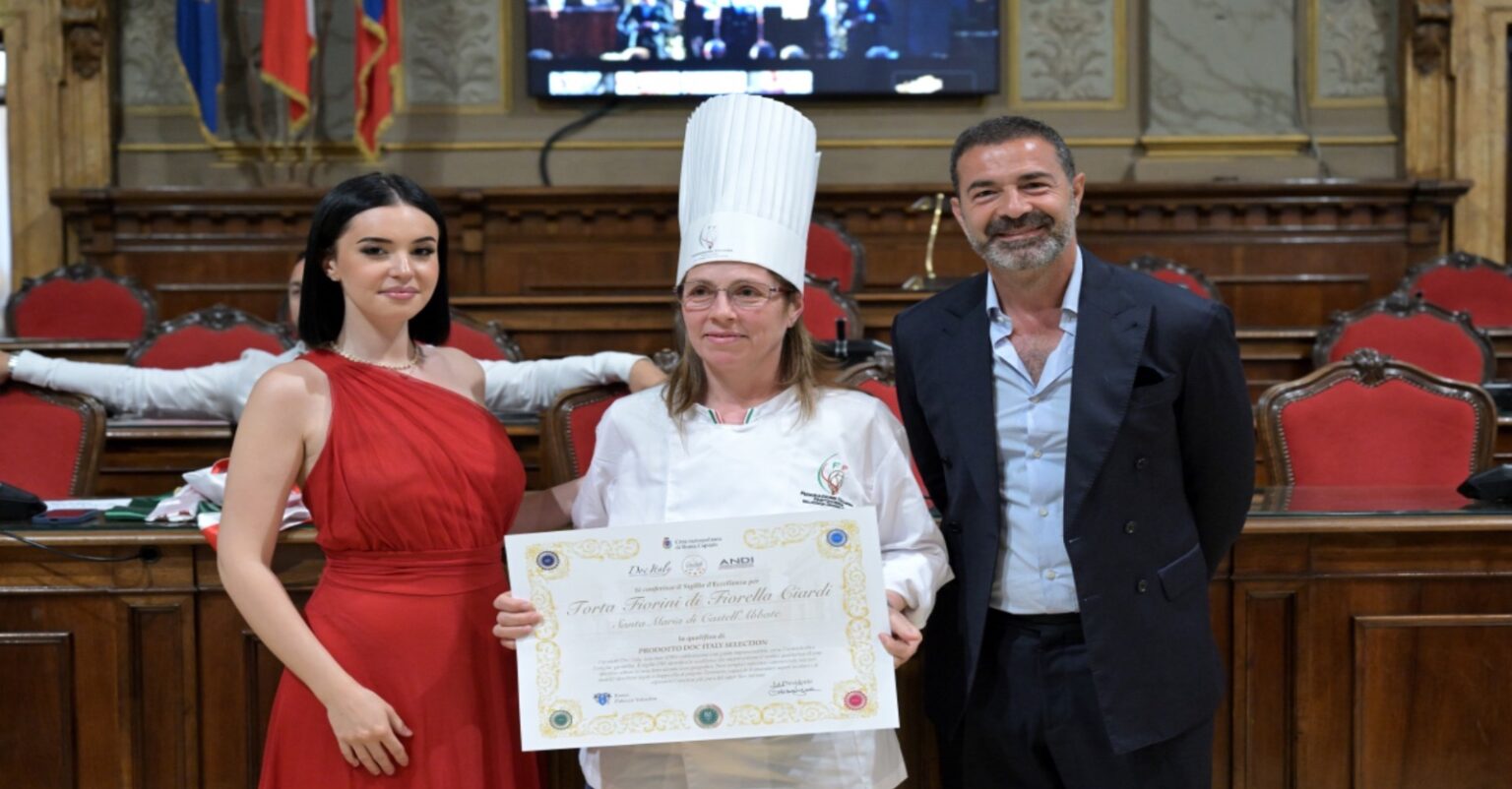Castellabate celebra l’eccellenza dolciaria: a Fiorella Ciardi il ...
